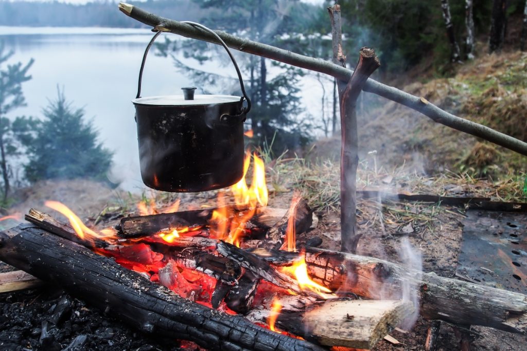 3 Cozy Campfire Recipes for Cold-Weather Cooking in Delaware