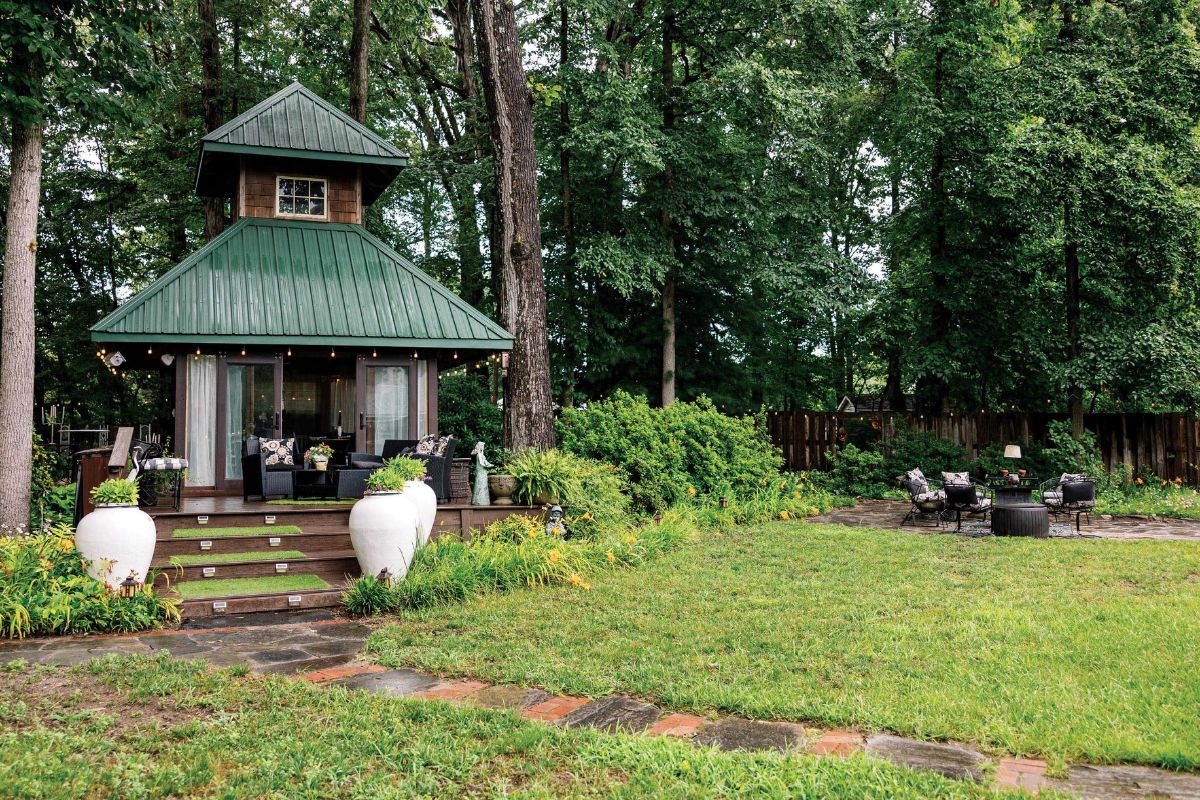 This Dover Couple's Secret Backyard Garden Is a Delight