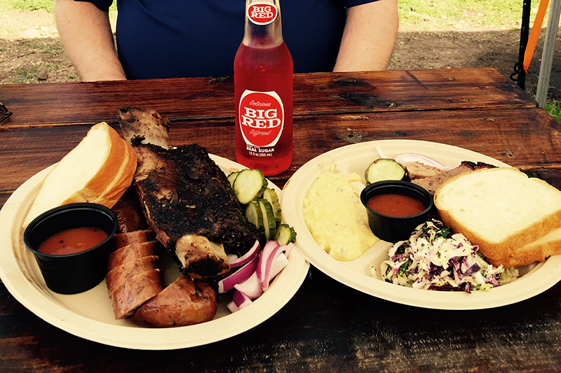 This New Restaurant Features Texas-Style BBQ and Live Music