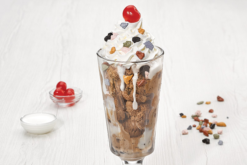 Embrace the Cold Weather with Friendly's Limited Edition Sundae
