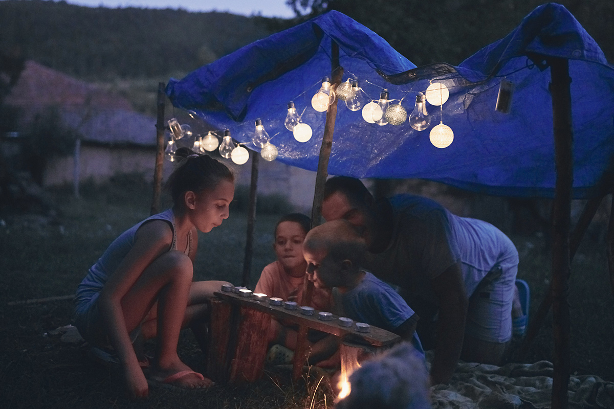 5 Ways to Soak Up the Fun While Social Distancing This Summer