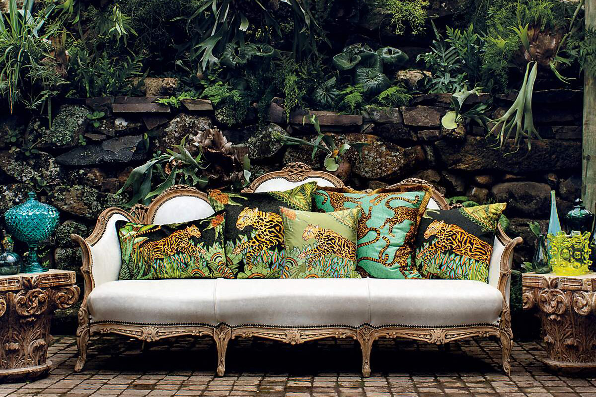 Welcome to the Jungle With These Tropical Palms and Textured Pieces