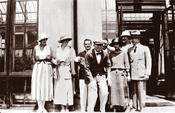 The Du Ponts: Houses and Gardens in the Brandywine