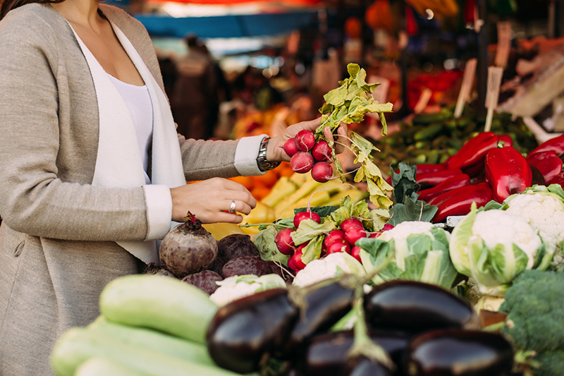 12 Foolproof Food-Shopping Spots at the Beach